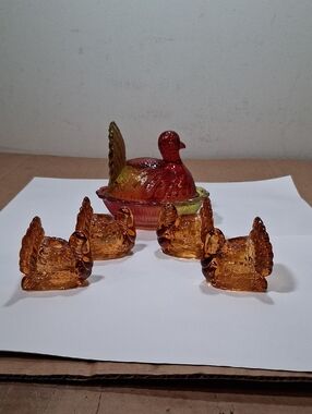 Wall Decor | Vintage Amberina Glass Nesting Robin Nest Bird Four Robin ...
